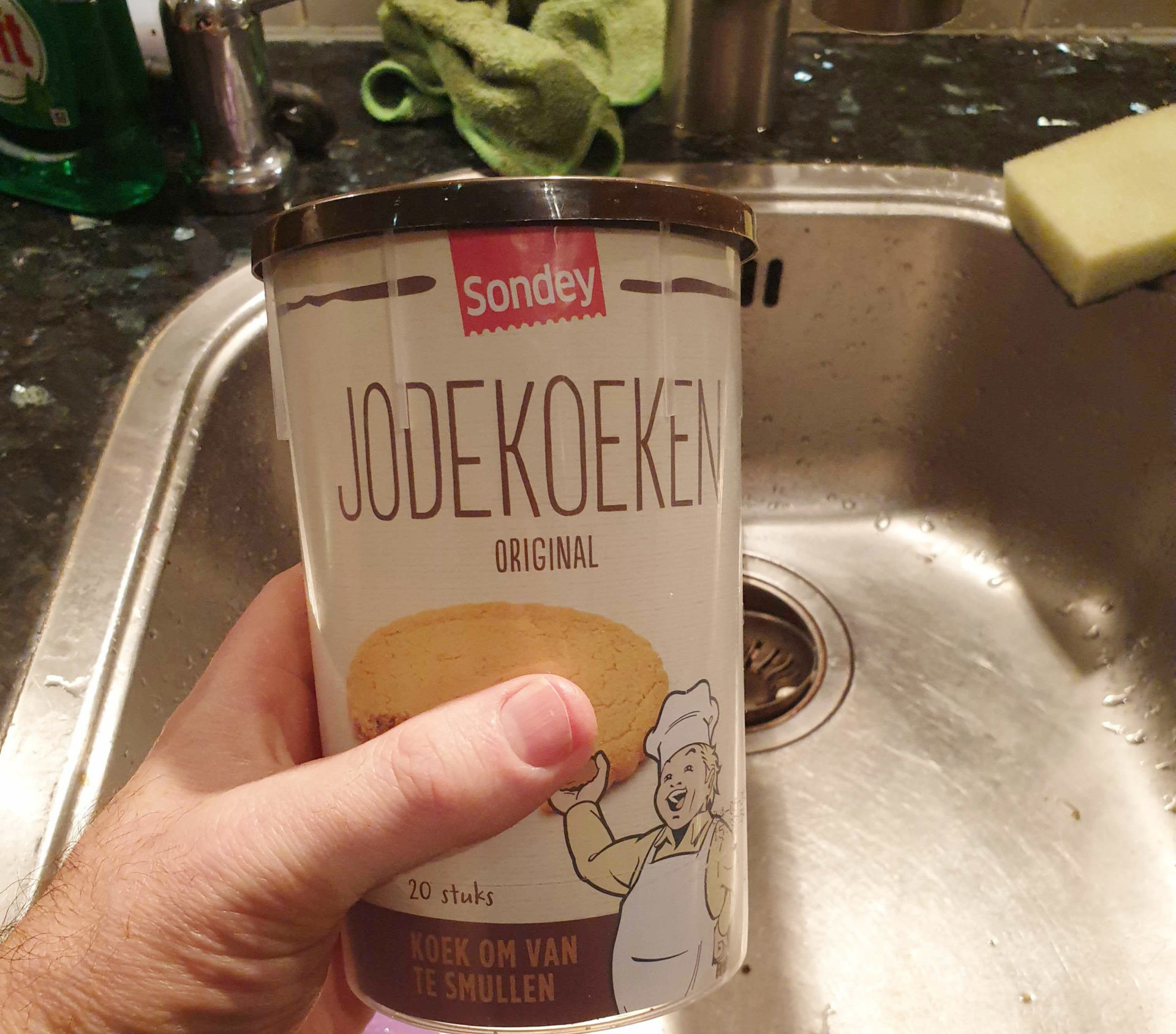 Dutch confectioner engages in some Jewish ‘cookie washing’ - Jewish Report