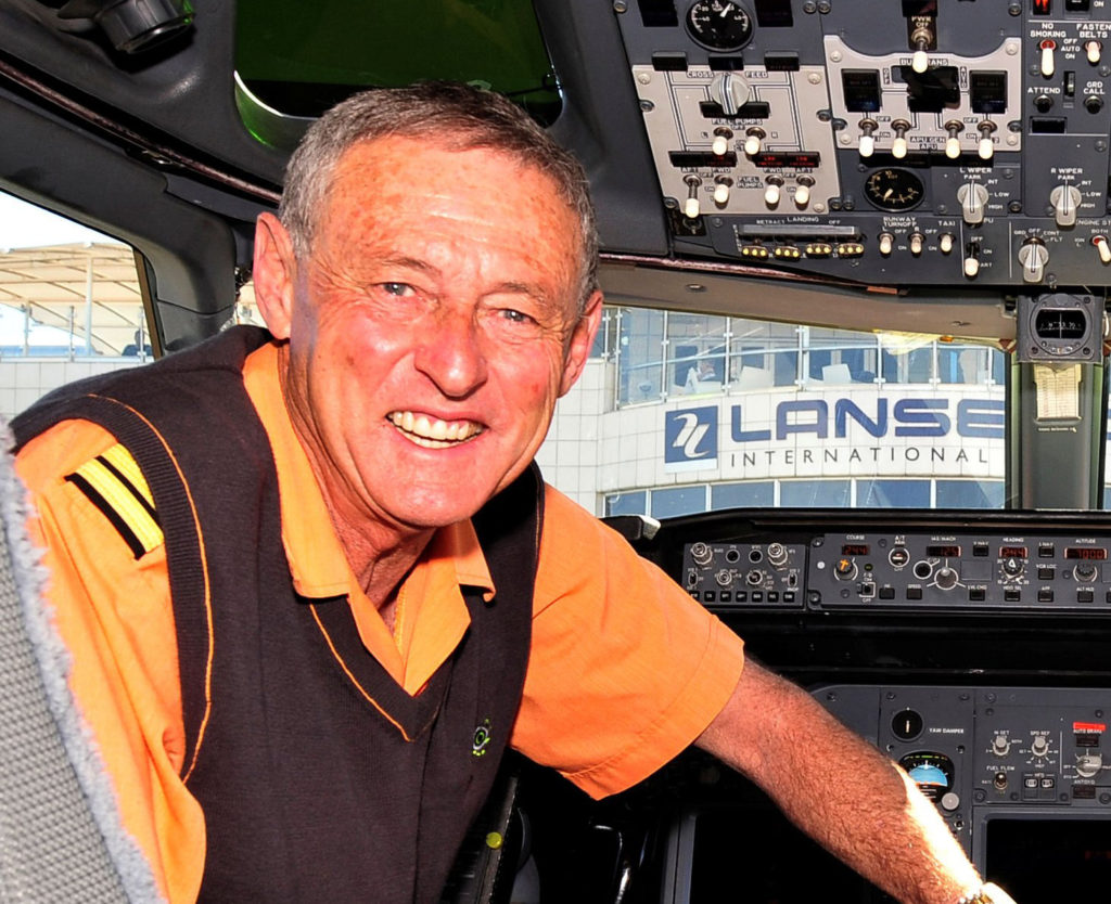 Legendary pilot tilts his wings at scribing - SA Jewish Report