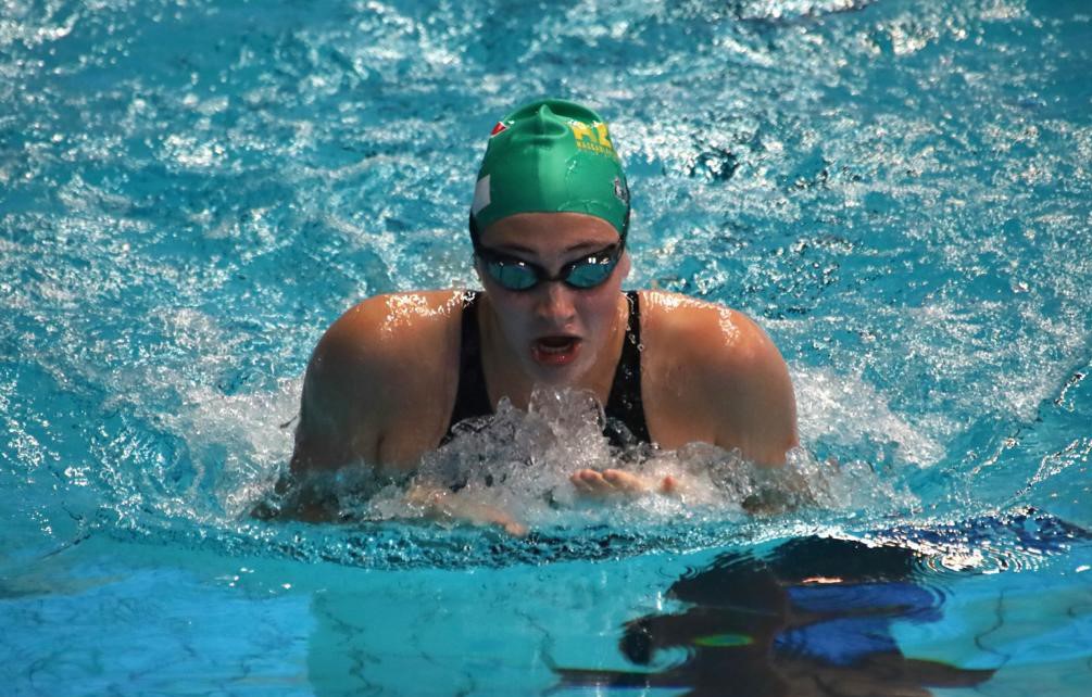 Leslie Howard Swimming