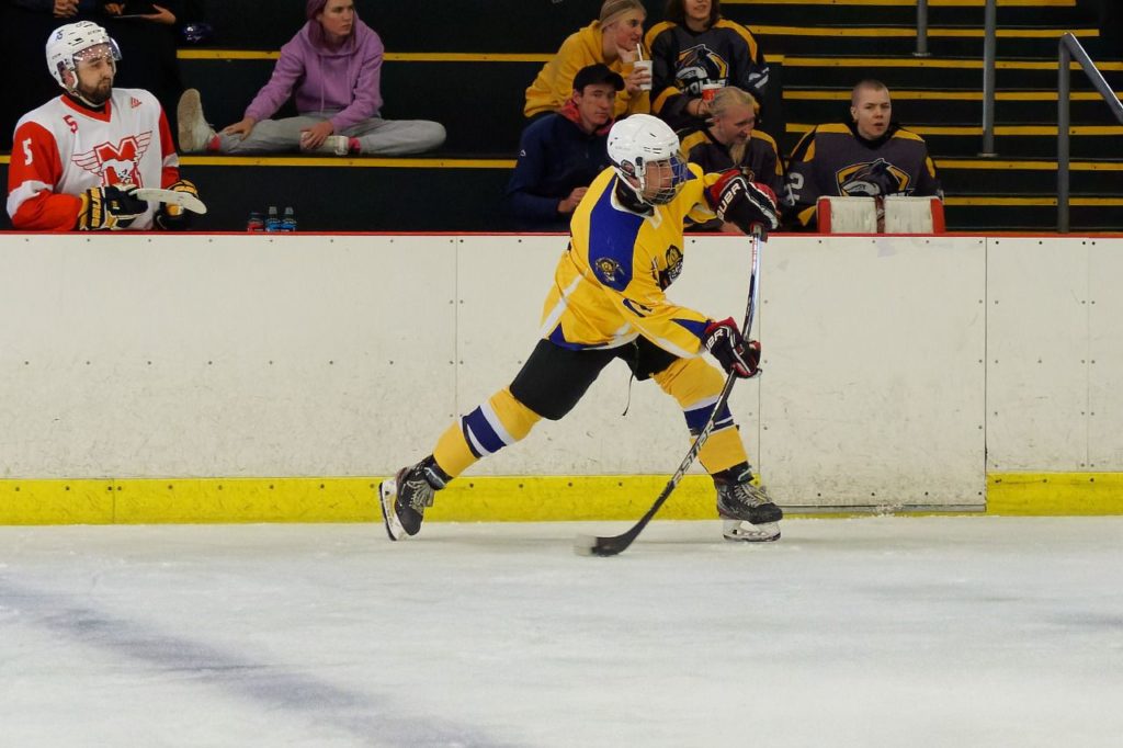 Ice hockey champ keeps Judaism in the net - SA Jewish Report