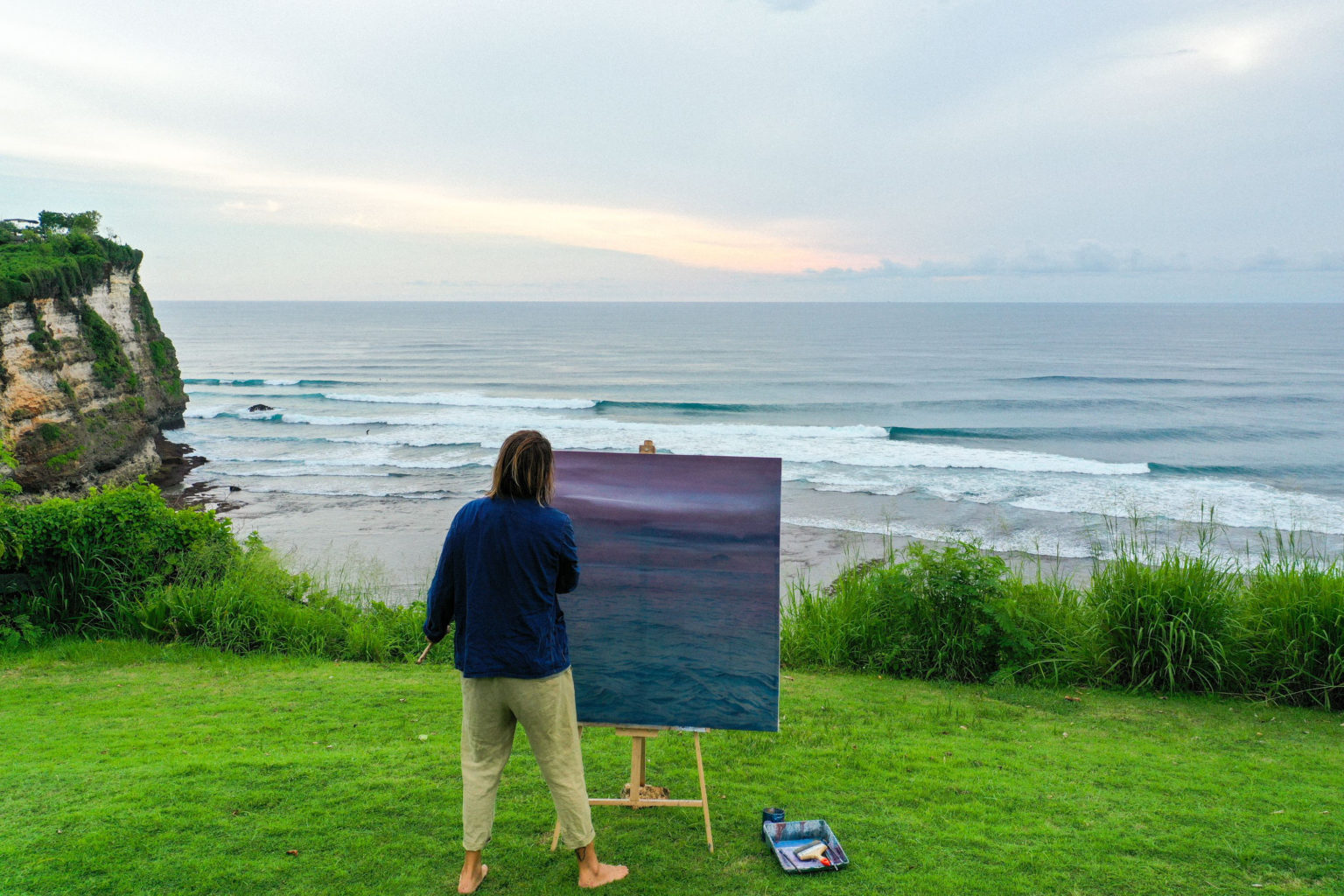 The artist who paints walls and breaks boundaries - SA Jewish Report