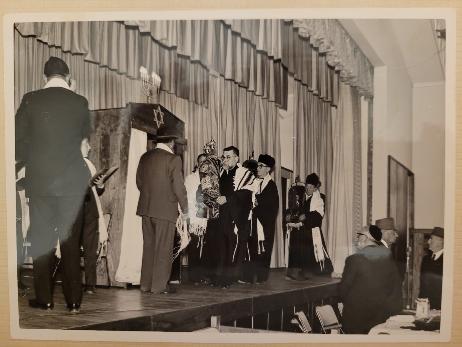 Farming community recalls lyrical years in Leslie - SA Jewish Report