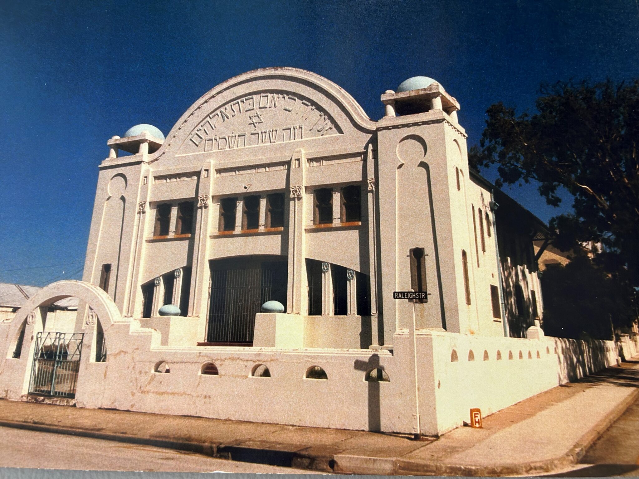 Vital and beautiful – SA shuls photographed for posterity - SA Jewish ...