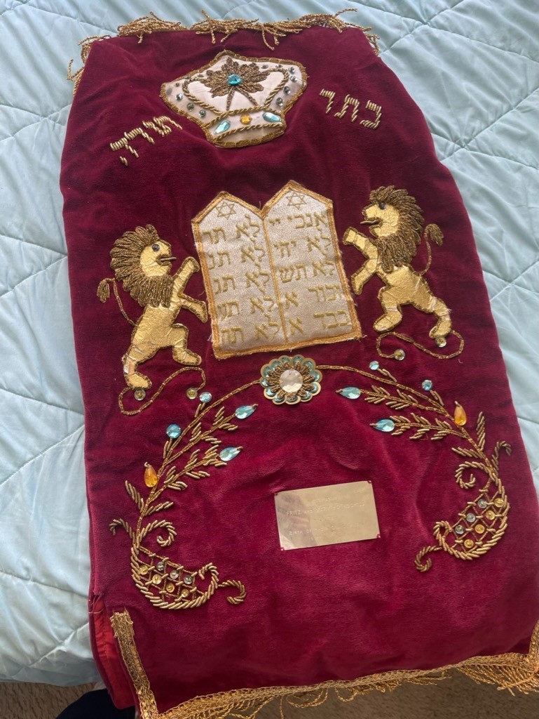 Torah cover closes family circle across the seas - SA Jewish Report