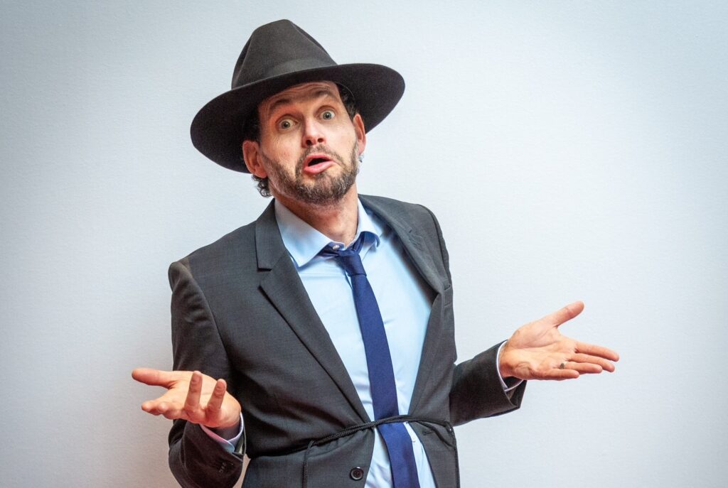 Ageing disgracefully – Nik Rabinowitz unbottled - SA Jewish Report