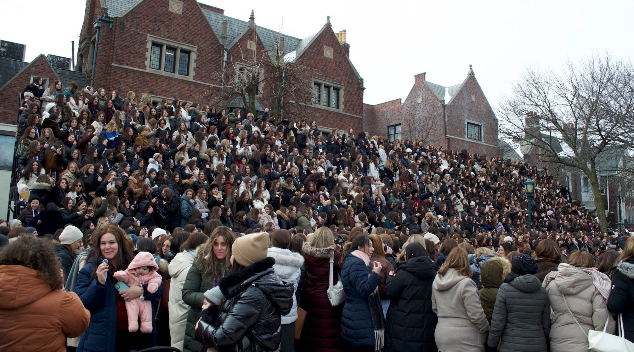 From far corners of the Jewish world, the women of Chabad gather in ...